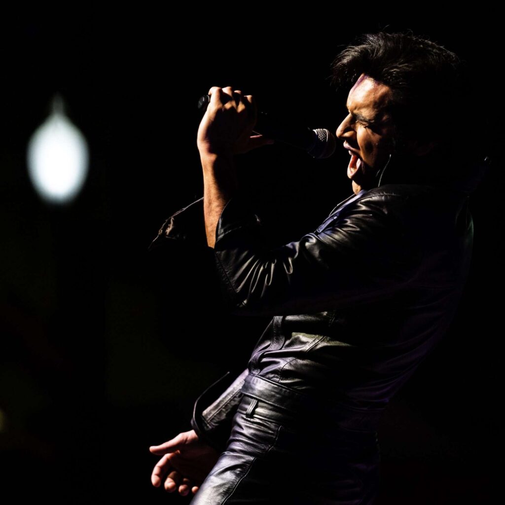 Cote Deonath - Legends in Concert